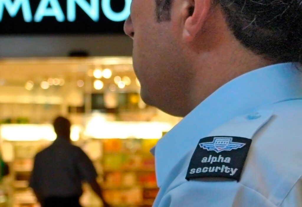 Uniformierte präventive Patrouille | Alpha Security Sicherheitsdienste AG